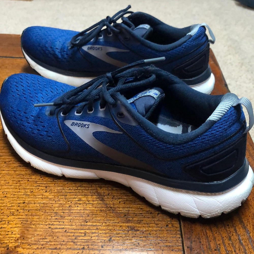 Royal Blue & Gray Brooks Transmit 3 Athletic Shoes, S… - Gem